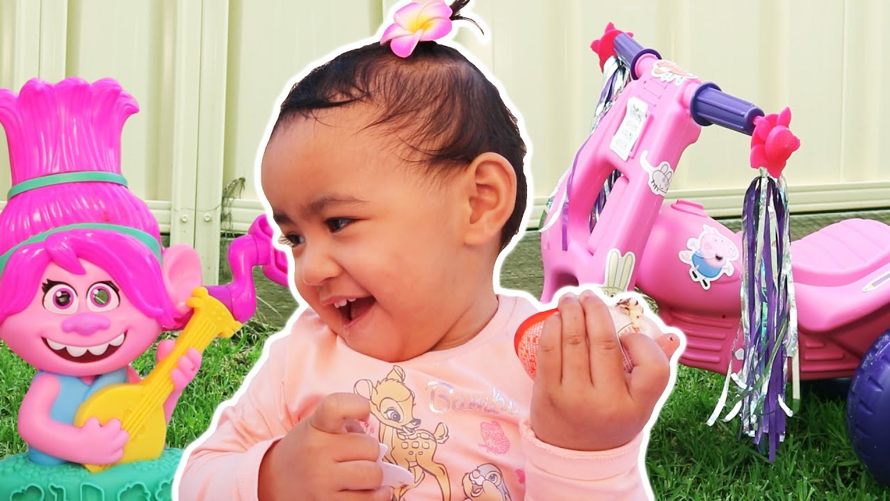 Unboxing Trolls Play-Doh | TinyPenguinz - YouTube