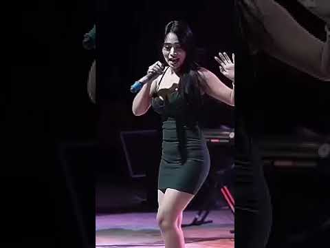 ANGGUN CANTIKA LAGI PAS ENAK2 NYA DI GOYANG