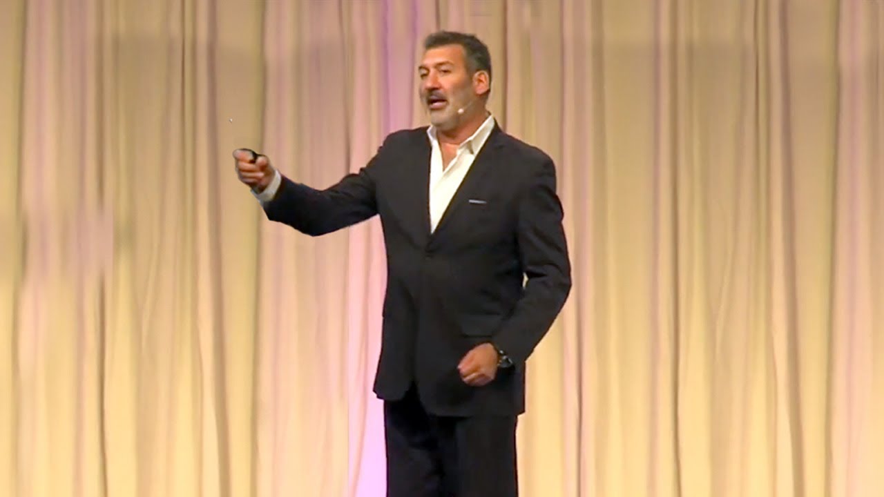 David Avrin | Customer Experience | Keynote Speaker | SpeakInc - YouTube