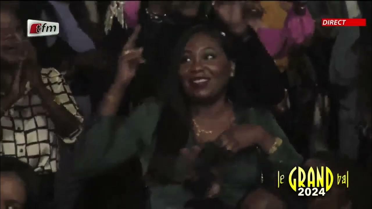 Modou Lo invité surprise de Youssou Ndour au Grand bal - YouTube