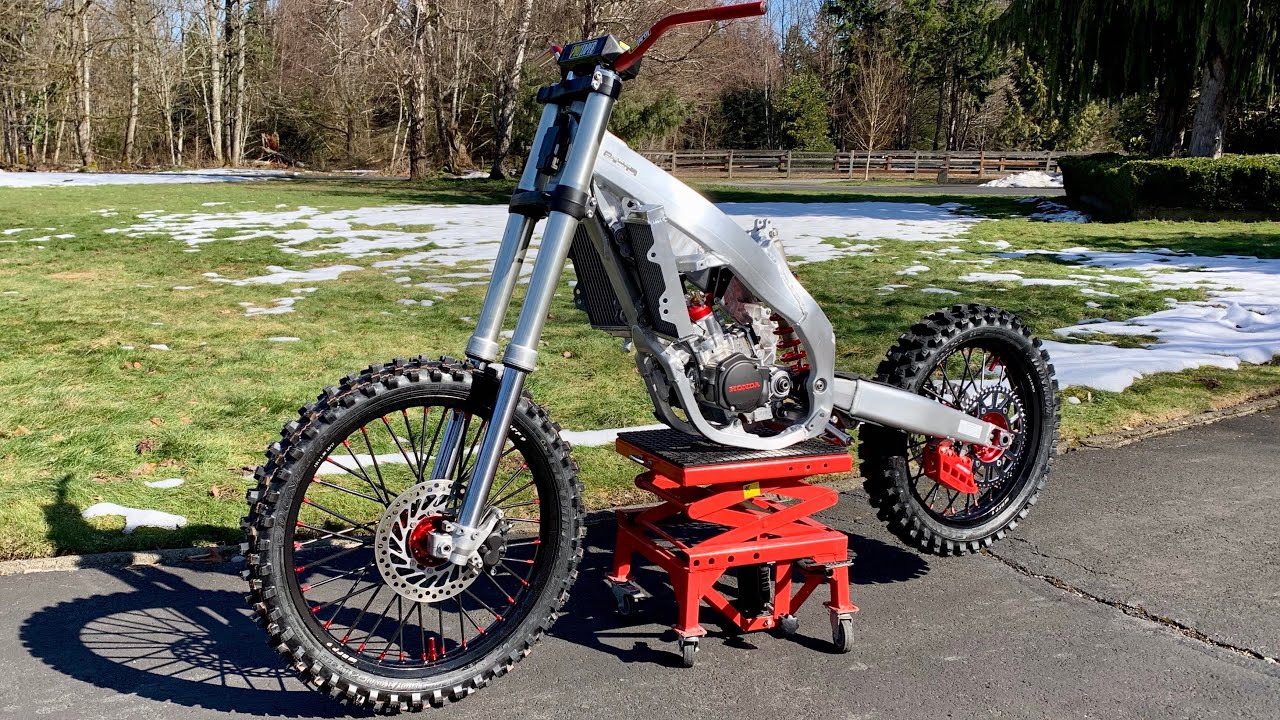 The Amazing Cr125 Build Is Now On Wheels - YouTube