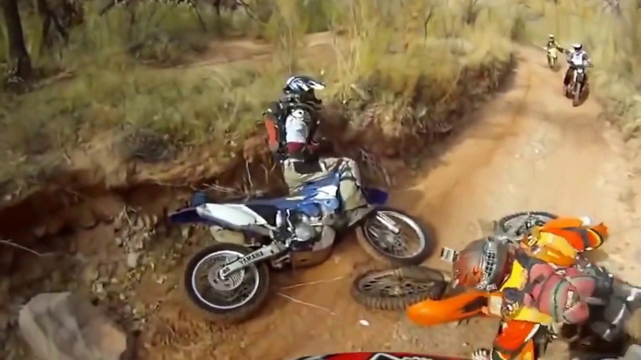 TOP 60 unsuccessful jumps and falls on a motorcycle MOTOCROSS FAILS ...