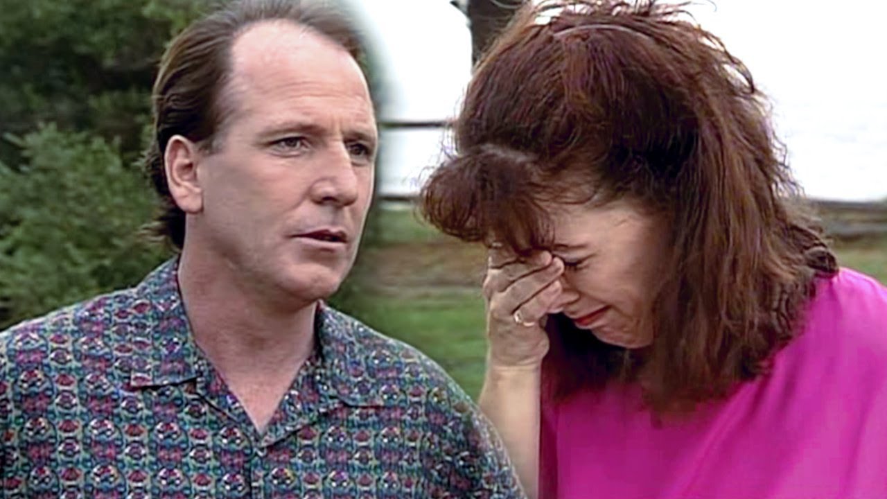 Pippa is spooked by Michael's accident (Part 2) - 1991 - Home and Away ...