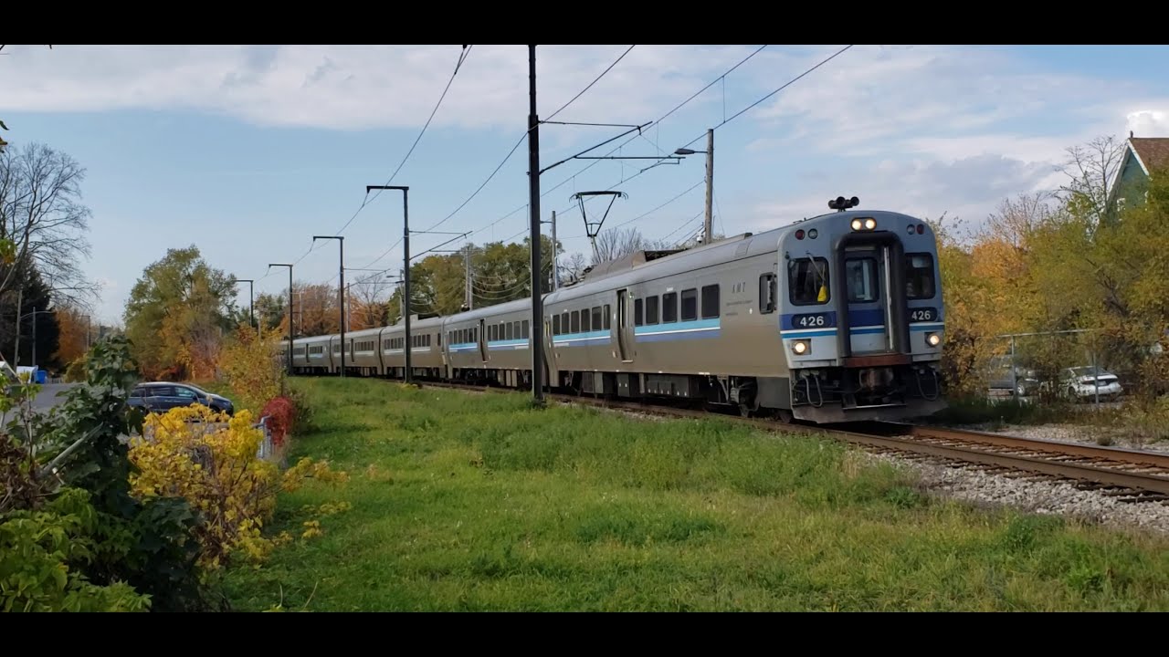 FALL TRAINS Southbound Deadheading MR90 Rolls Through Grand Moulin ...