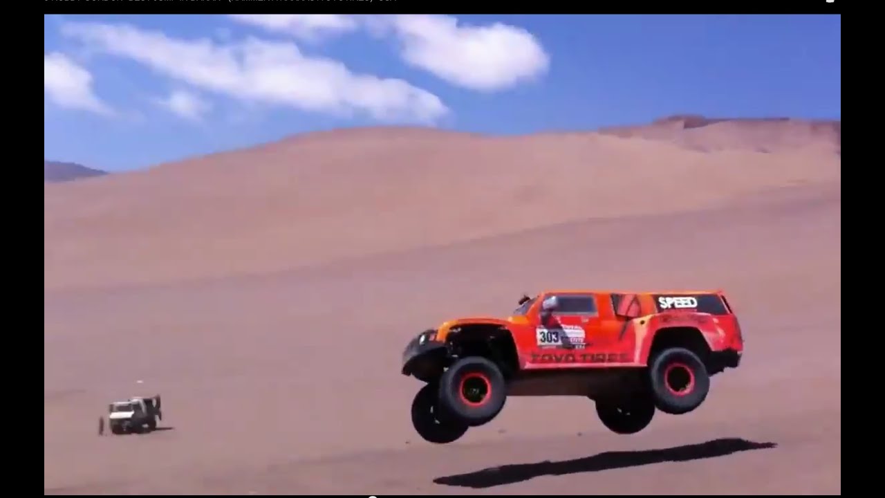 Robby Gordon best jump from the 2015 Dakar / Hummer - YouTube