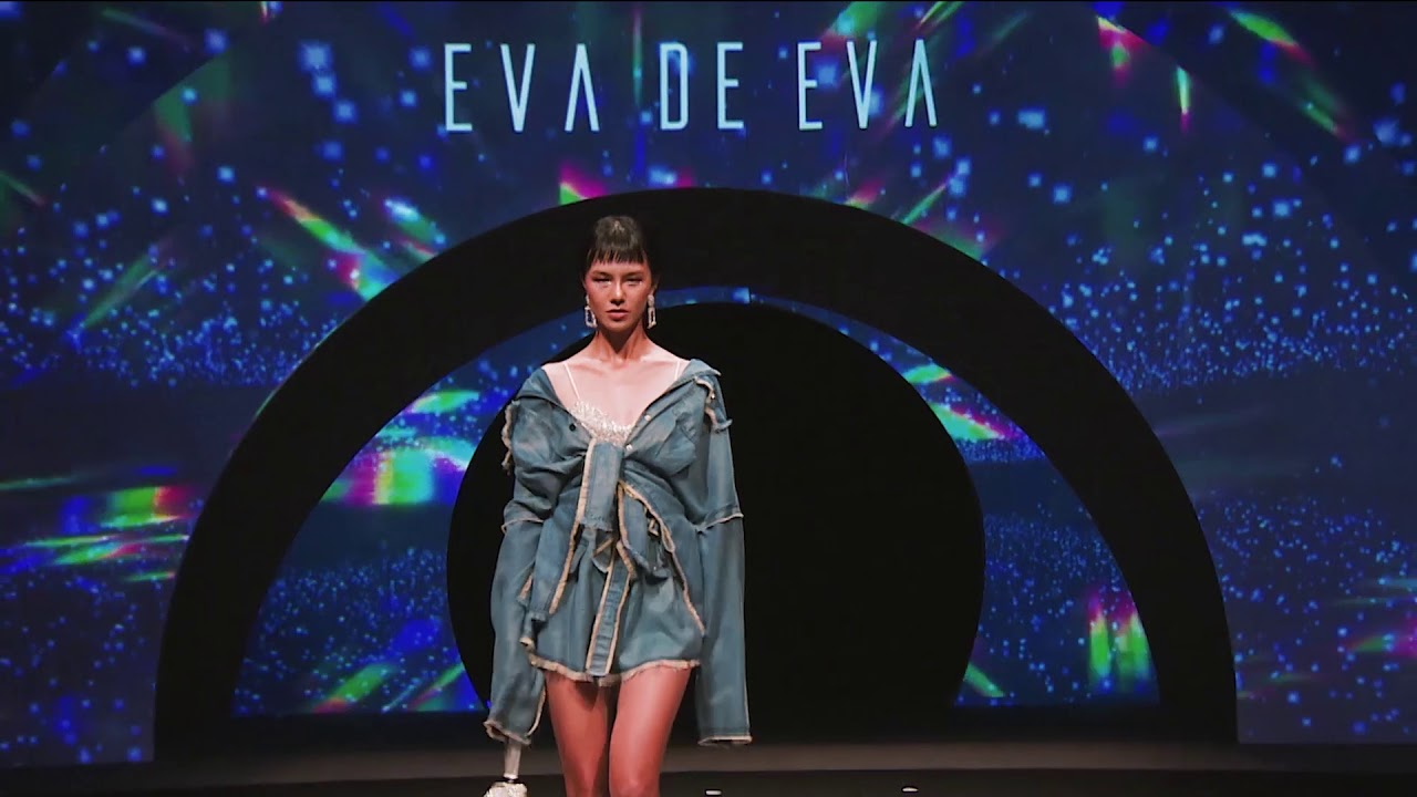 Best Moments "Colour Your Mood" | Eva de Eva Fashion Show SS19 - YouTube