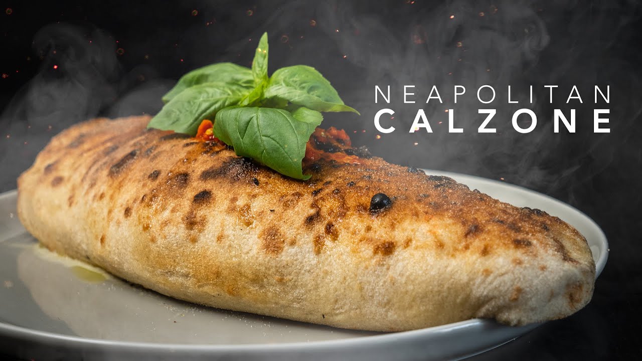 What's Inside My Favorite NEAPOLITAN CALZONE 🥖 - YouTube