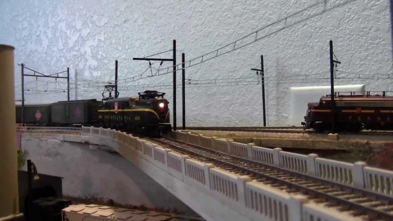 HO Model Railroad Broadway Limited GG1 4868 /w Mail Express under ...