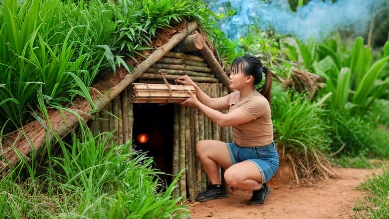 Building an Underground Survival Hut Primitive Skills in the Jungle # ...