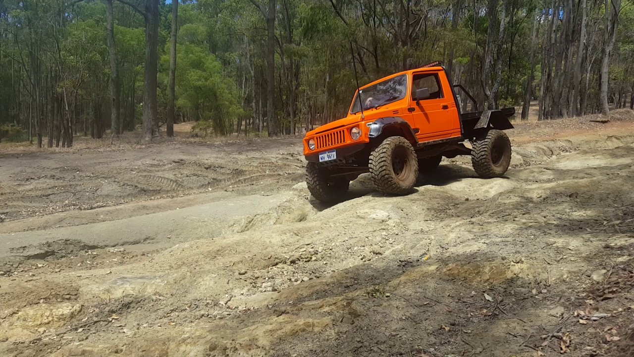 Suzuki Sierra Ute ZUTE - YouTube
