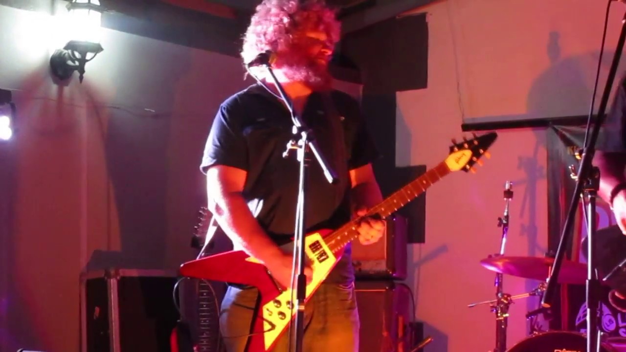 Red Earth Blues Band - Red House (Hendrix) - YouTube
