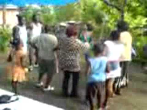 Brown Gyal Ina Ring by the Flowers - YouTube