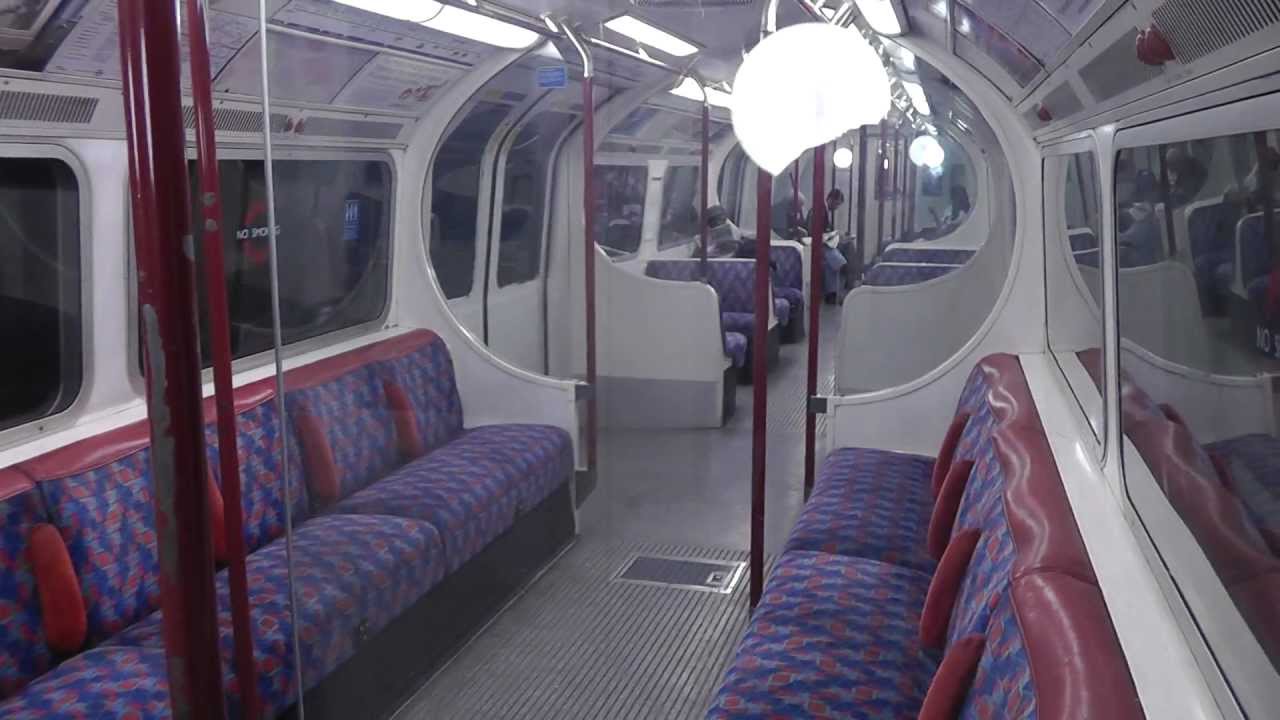 Bakerloo Line 1972TS Carriage No. 3461 From Kilburn Park to Queens Park ...
