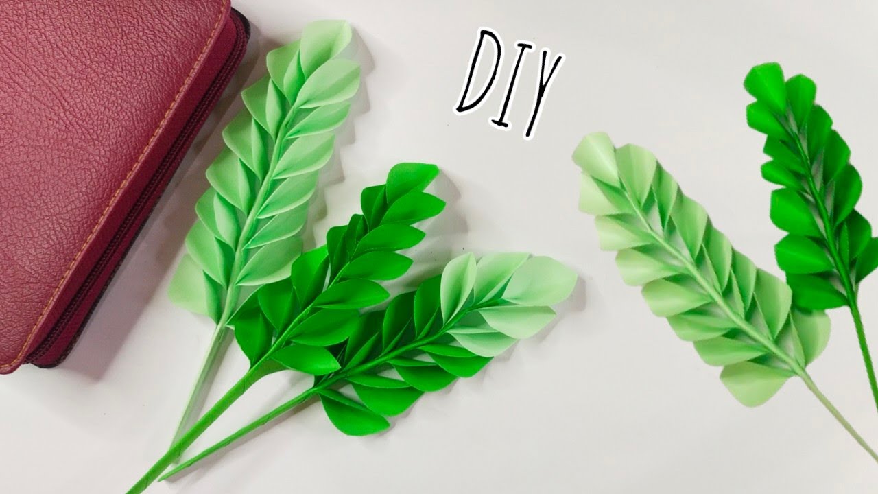 Easy Paper Leaf Craft Tutorial 🌿 | How To Make Leaf 🌿 - YouTube