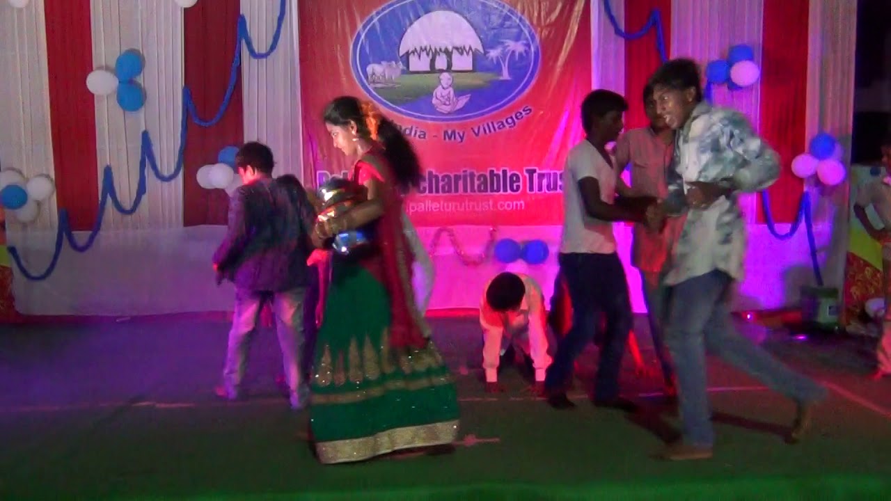 Palleturu ROWDIES ENERGETIC PERFORMANCE #KALAKU GAJALLU FOLK SONG - YouTube