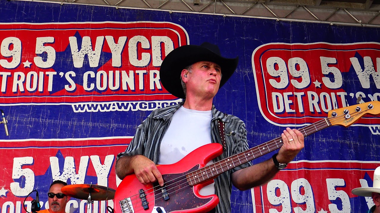 Joey Vee Live in Concert | Arts, Beats & Eats 2018 - YouTube