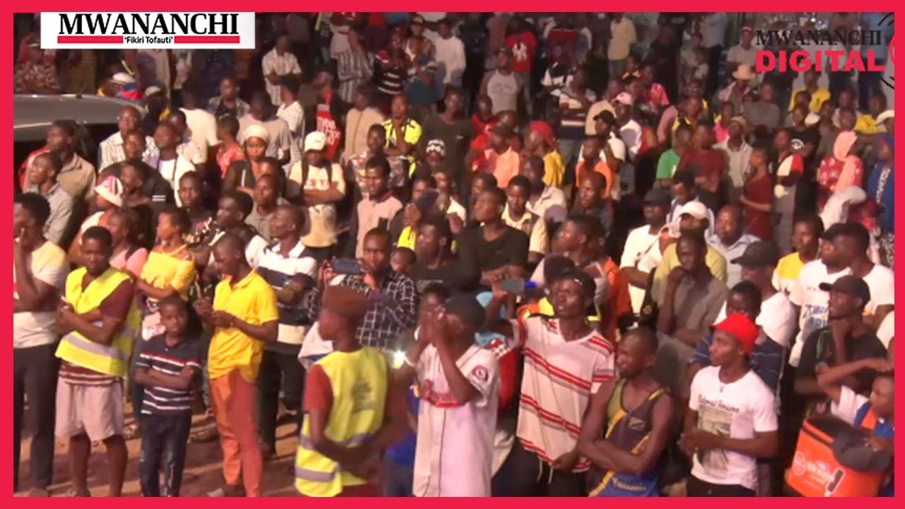 Shuhudia mamia ya wamachinga waliofurika Coco Beach - YouTube