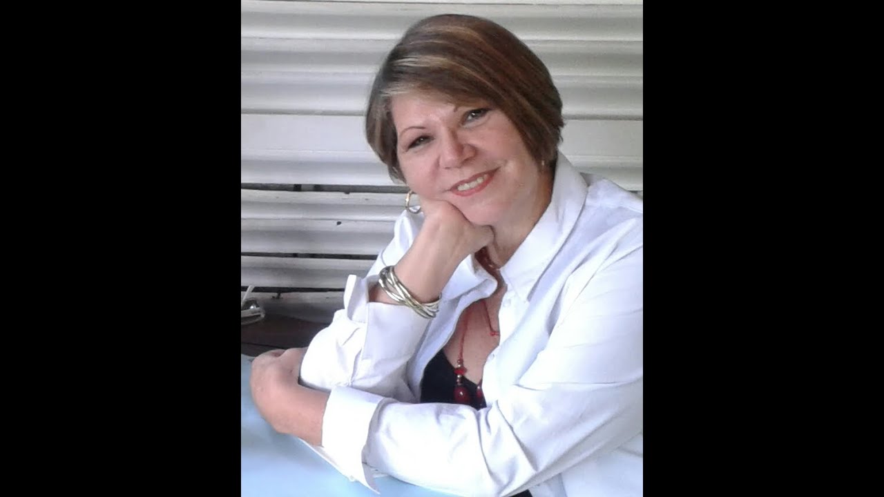 MERCEDES RIOS LEON - LA LAMBADA - YouTube