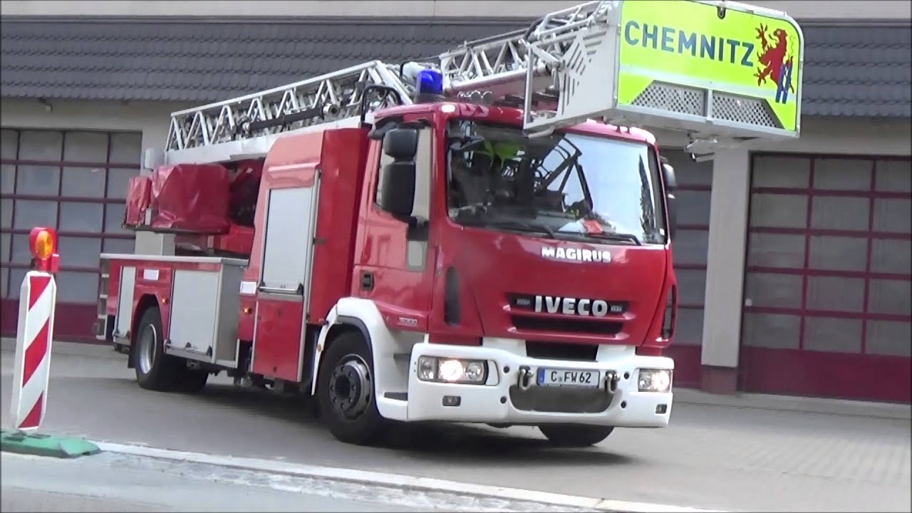 DLK + RTW BF Chemnitz FW2 - Türnotöffnung - YouTube