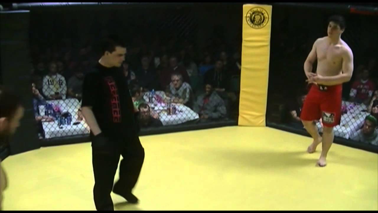FIGHT.TV "Valhalla MMA" Robert Stewart vs David Knowland - YouTube