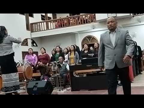 Ainawn Veng Kohhran Hmeichhe Zaipawl - YouTube