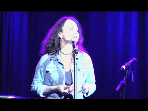 Anne Bobby- stories and songs from SMILE - YouTube