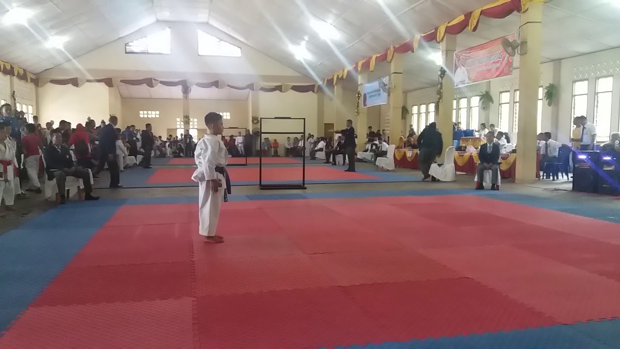 Kata karate tako - YouTube