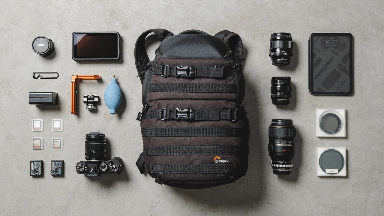 What's In My Camera Bag? | My Everyday Carry 2022 - YouTube