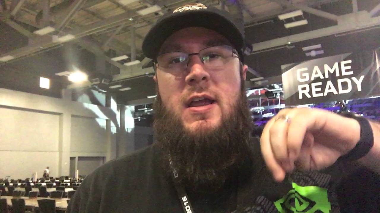 Dreamhack Day 1 - We're in the BYOC! - YouTube