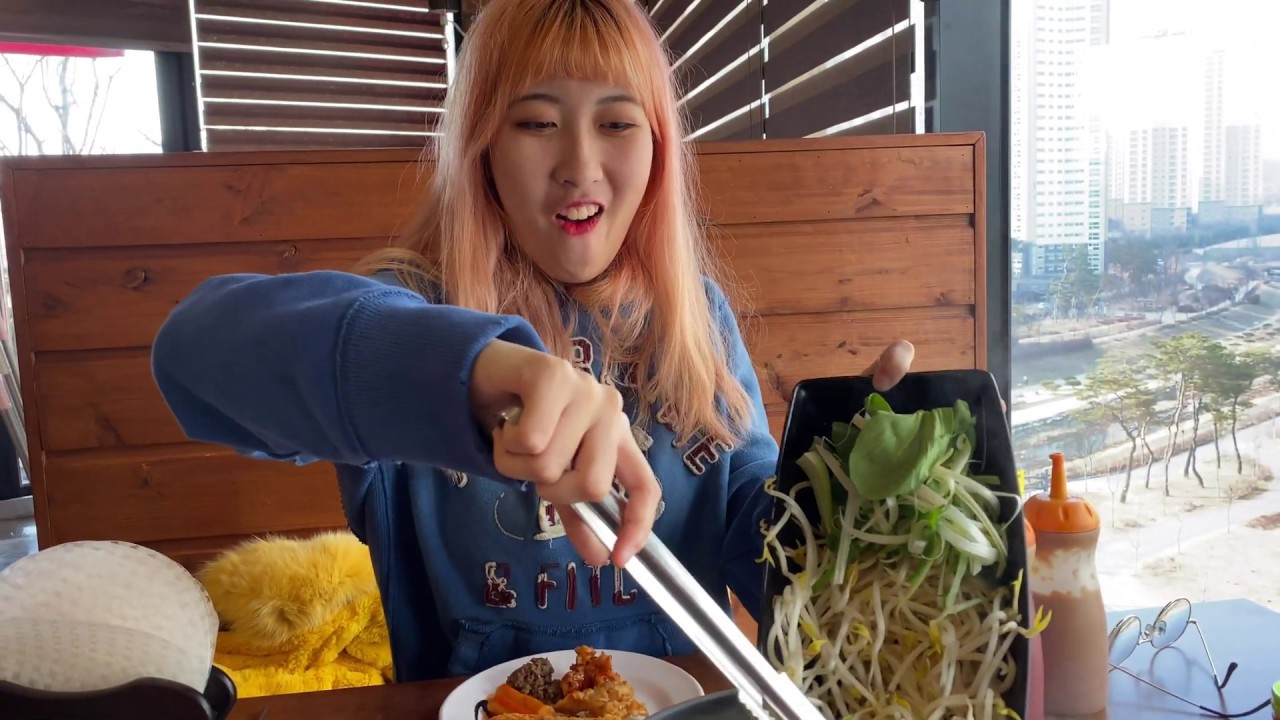샤브샤브 먹어서 신난 대학생의 모습...하하하Shabu Shabu Mukbang with my Church Funny Best ...