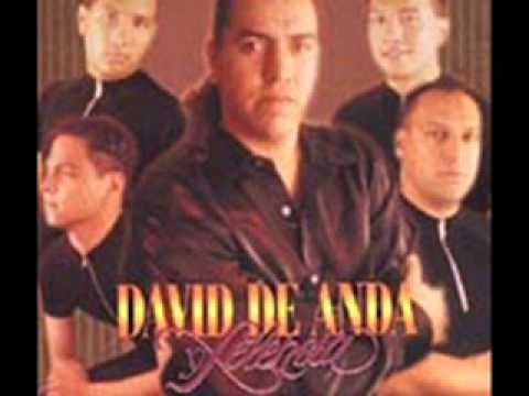 DAVID DE ANDA Y XELENCIA LA LUZ DEL CAMINO - YouTube