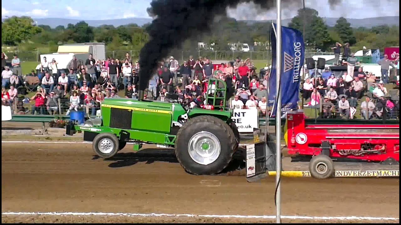 Tractor Pulling 2012 NWTPC Great Eccleston Tractor Pulling 2012 Pro ...