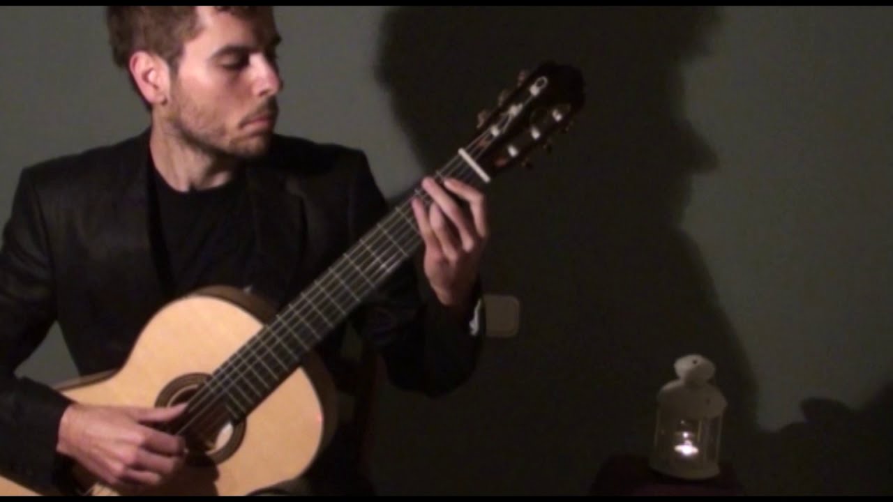 Roland Dyens - Tango En Skaï (Joan Ballester) - YouTube