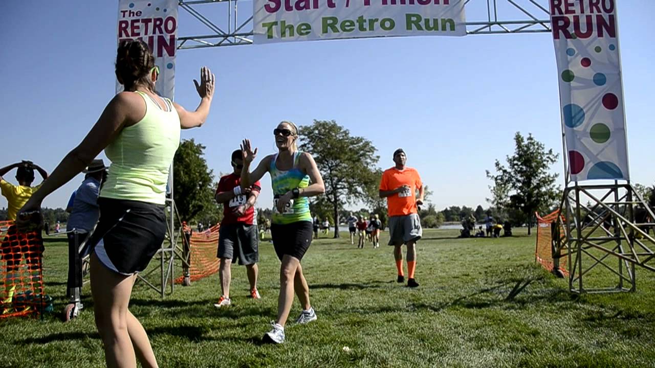 1st ANNUAL RETRO RUN - WATCH IN HD - YouTube
