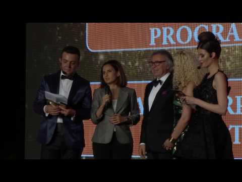 2016 YILININ EN İYİ RÖPORTAJI VE MAGAZİN PROGRAMI SHOW TVYE!