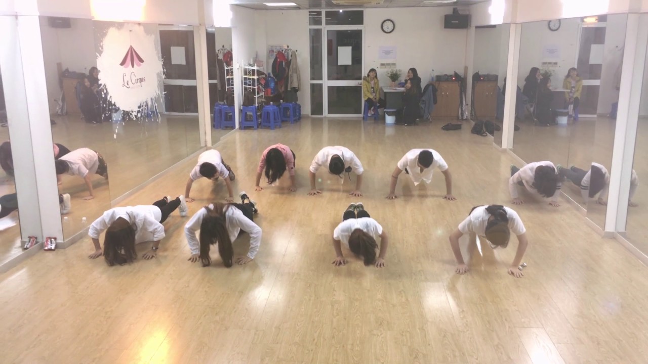 Push up challenge | Lớp Pop Choreography gửi lớp Urban Choreography ...