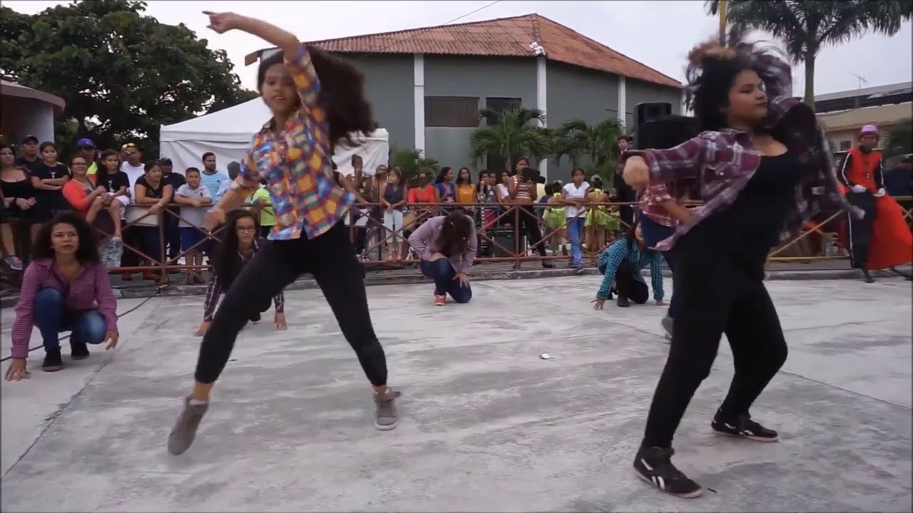 BLOOMER TV - Pearl Dancers' first ever choreography - YouTube