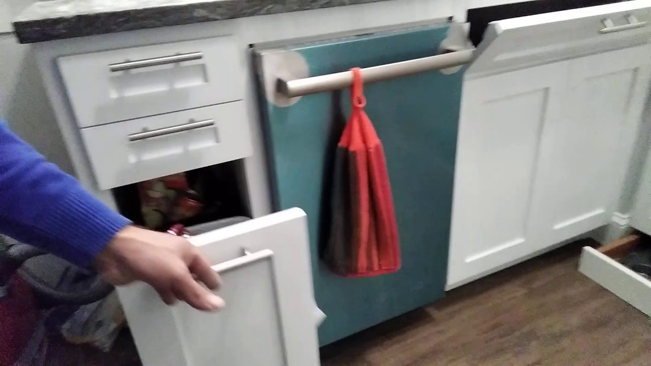 Joyce kitchen explained - YouTube