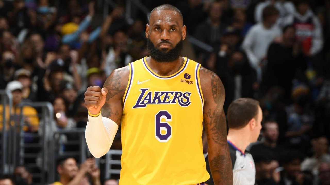 LeBron James Full Highlights 2022.03.05 vs GSW - UNREAL 56 Pts, CRAZY ...