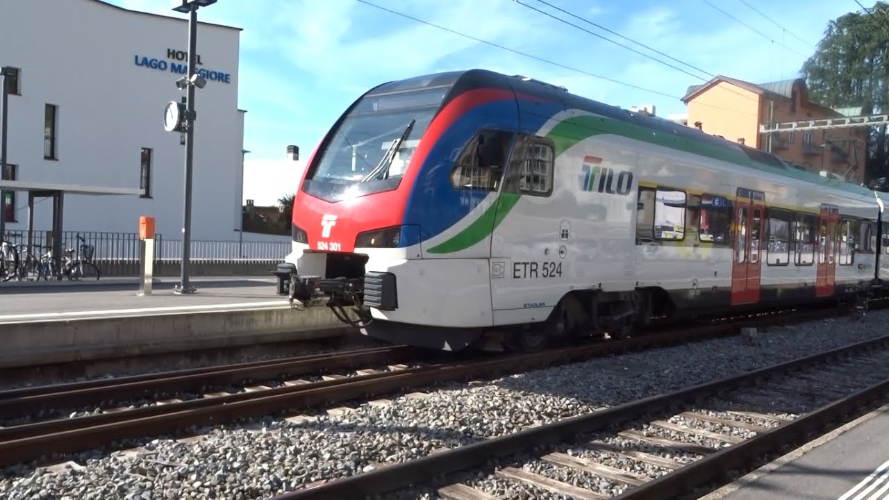 Abfahrt des RE80 nach Chiasso am Bahnhof Locarno - YouTube