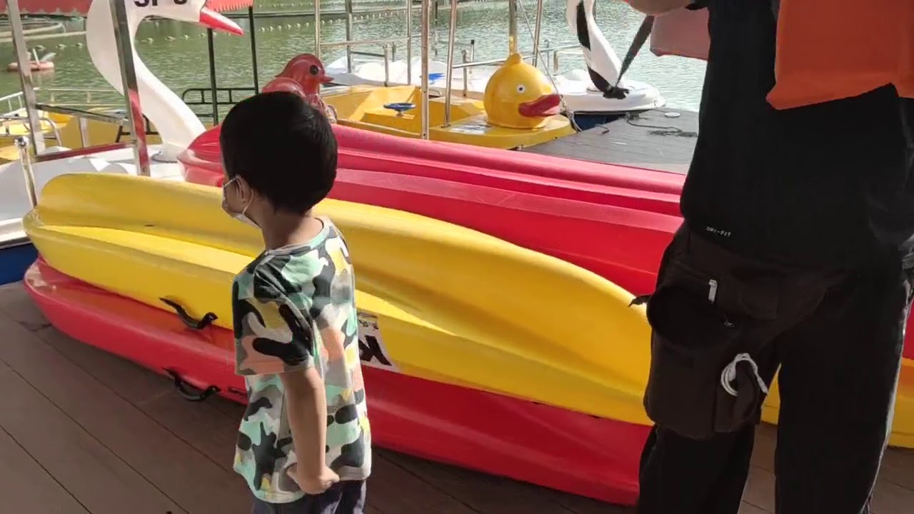 Kayuh Bot @TamanTasikSban - YouTube