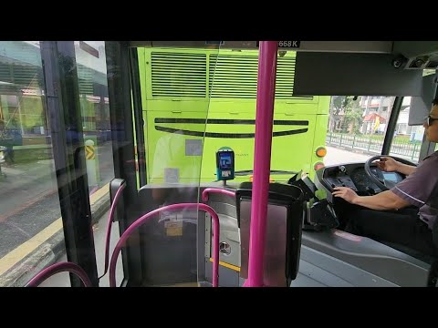 Watch How a Bus Captain REVERSE the Bus at the Bus Stop!🚌💥 - YouTube