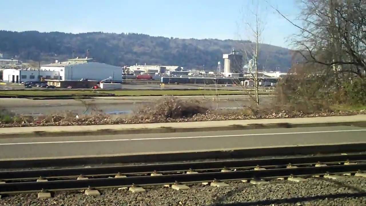 Ride TriMet Line 35 Greeley from Rose Quarter to North Portland - YouTube