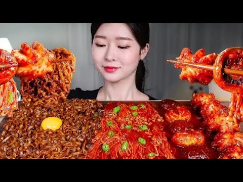 Black bean noodles|little actopous with mushrooms|eating show|FUME ASMR ...
