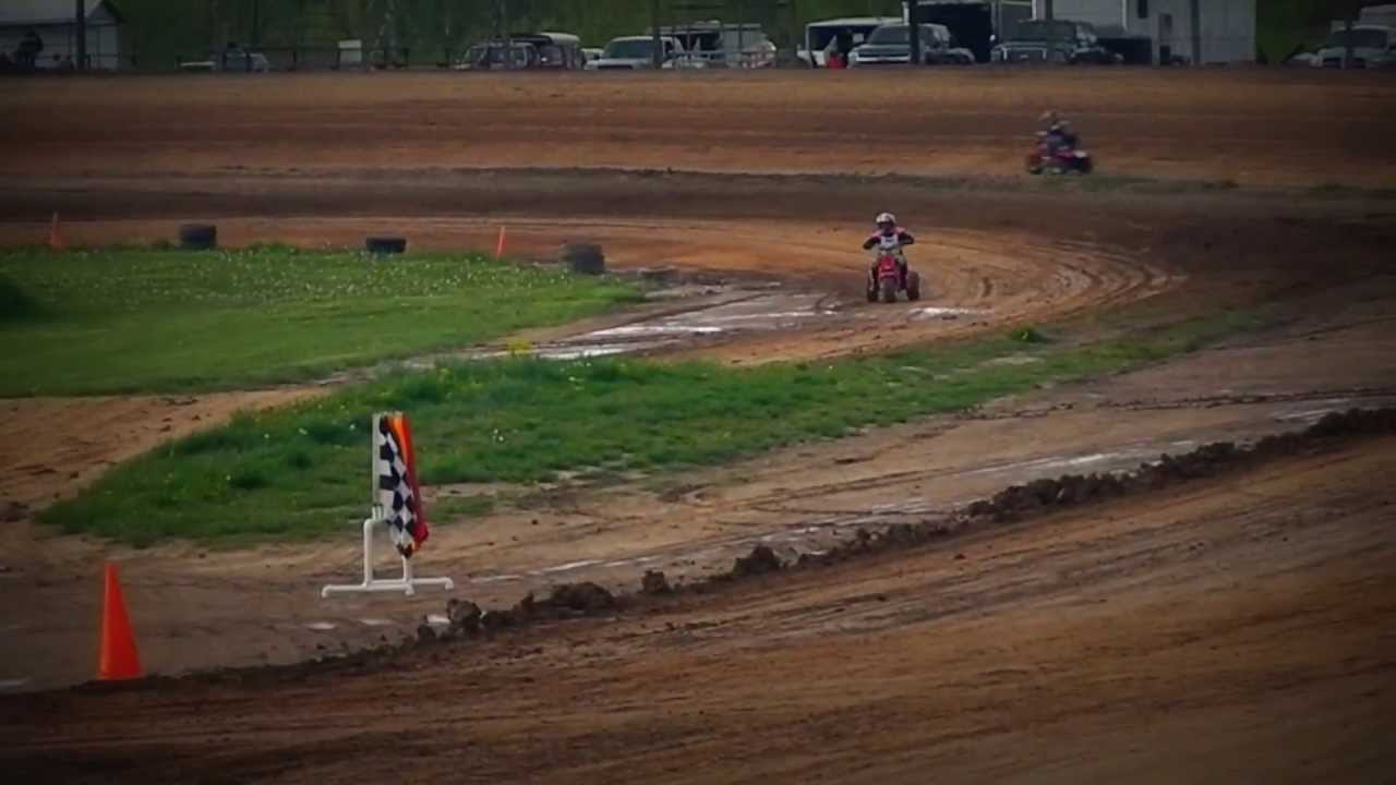 Junior Three wheeler race Paradise Speedway Geneva Ny - YouTube
