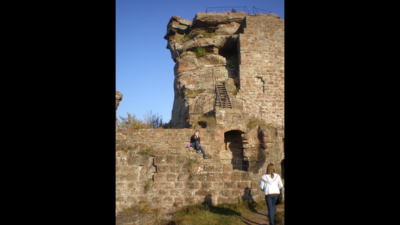 Die Mittelalterliche Hohenburg im Elsass - Le Hohenbourg en Alsace ...
