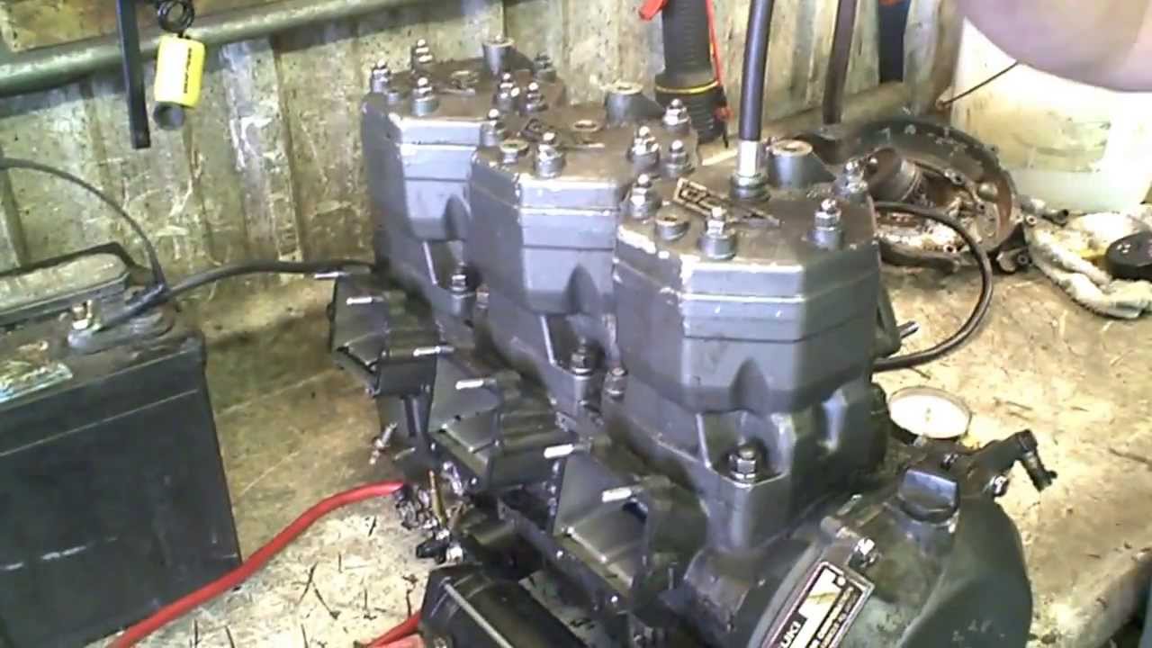 LOT 1676A 1996 & 1999 Tigershark 900 Engine Compression Test - YouTube