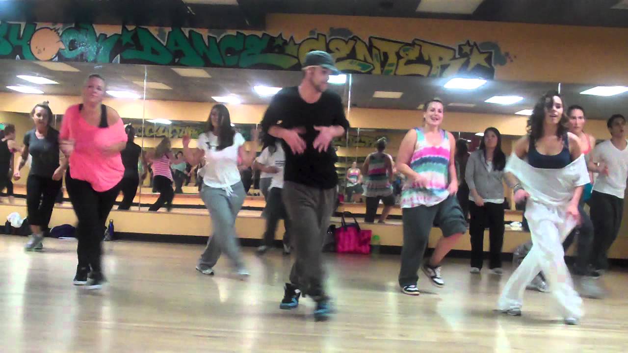 Chris Urteaga Hip Hop "Turn Up The Music" - YouTube