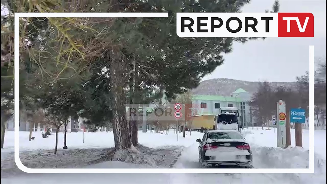 Rrëshqet autobusi dhe kamioni, dhjetëra qytetarë bllokohen në Qafë ... Rrëshqet autobusi dhe kamioni, dhjetëra qytetarë bllokohen në Qafë ...