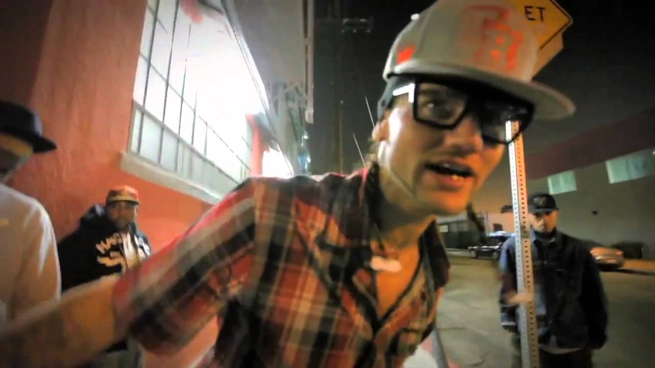 RiFF RAFF - SOUR & GUNPOWDER - YouTube